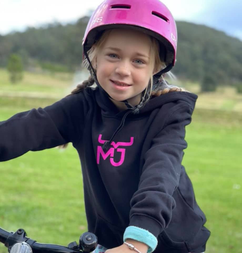 Girls Hoodies – MJ Clothing